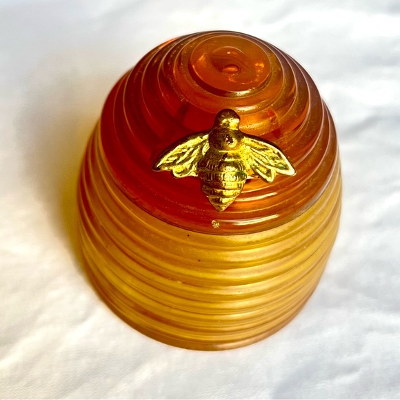 Art | Vintage Avon Honey Bee Honeysuckle Cologne Bottle Launched In ...
